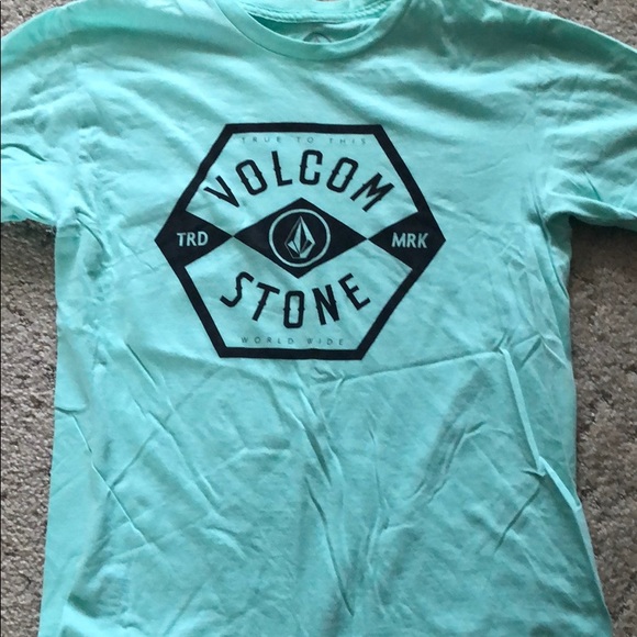 Volcom | Shirts | Young Mens Shirt | Poshmark